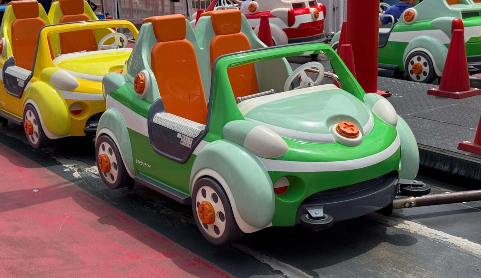 【2025年版】よみうりランド子連れ攻略ガイド｜混雑・乗り物・最新料金・年パスの体験レポ | mamihana days